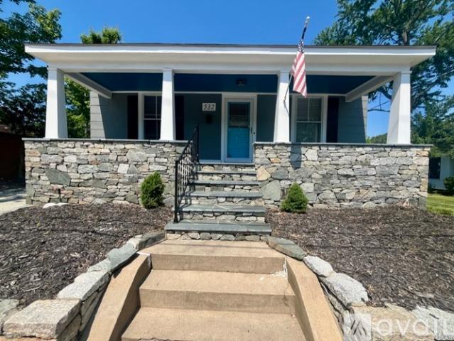2 BR, 1 BA Apartment 532 South Josephine Boyd Street, Greensboro, NC 27403