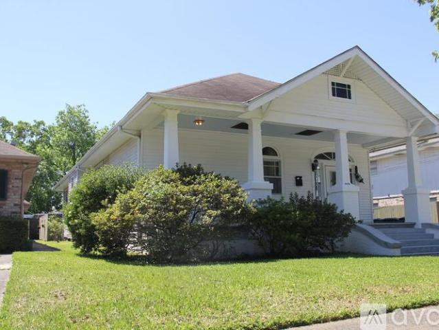 2 BR, 1 BA Apartment 536 Aurora Avenue, Unit 1/2 A, Metairie, LA 70005