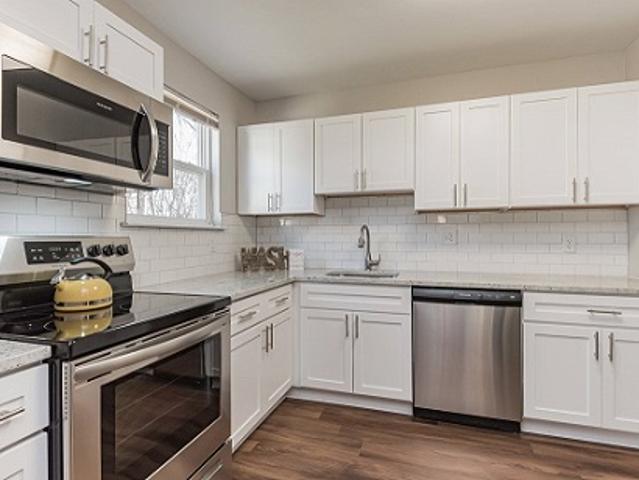 2 BR, 1 BA Apartment 53 Bayberry Road Unit 32, Parkville, MD 21234