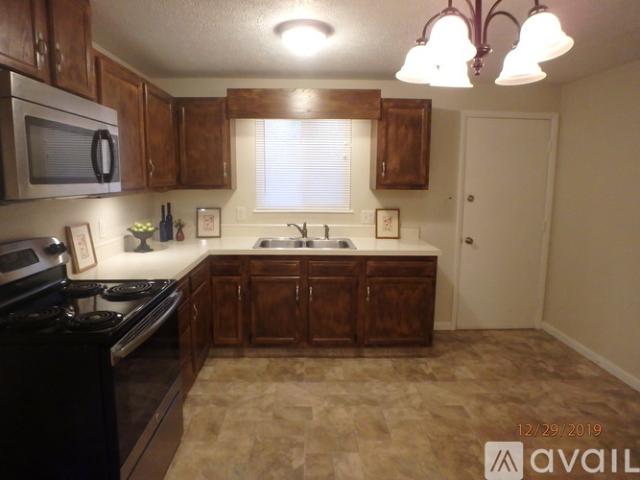 2 BR, 1 BA Apartment 53 Gloria Ave, Unit 53, New Lebanon, OH 45345
