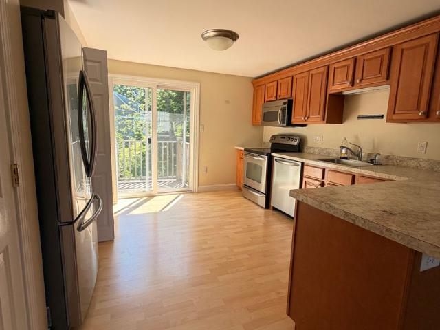 2 BR, 1 BA Apartment 5 Philbrick Ln, Kittery, ME 03904