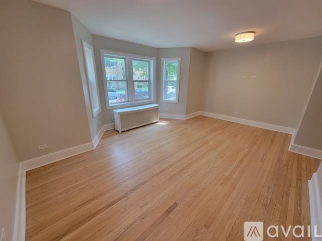 2 BR, 1 BA Apartment 6414 6432 N Richmond St, Unit 6422 3A, Chicago, IL 60645