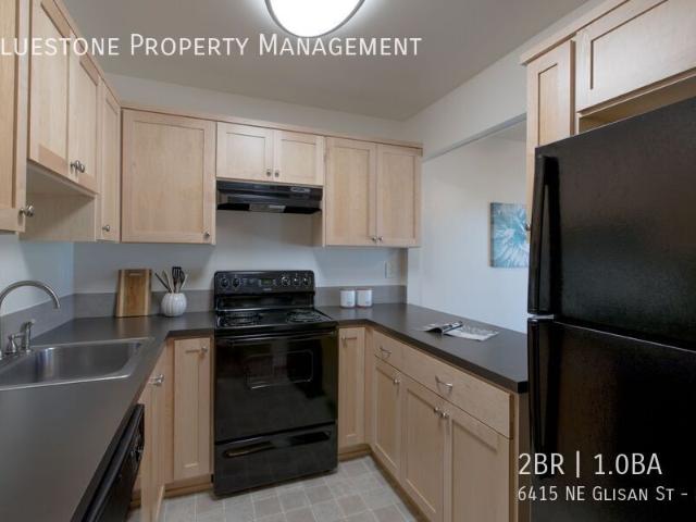 2 BR, 1 BA Apartment 6415 NE Glisan St, Portland, OR 97213