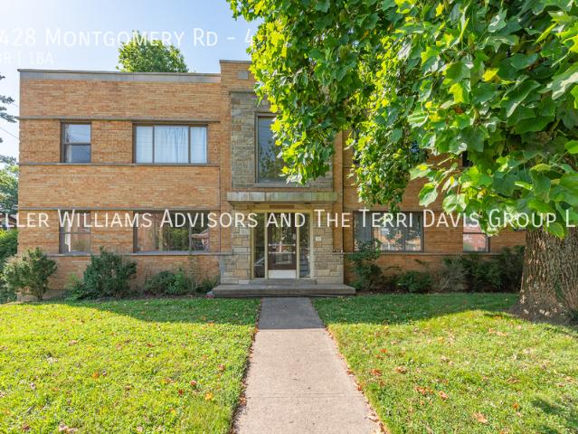 2 BR, 1 BA Apartment 6428 Montgomery Rd, Cincinnati, OH 45213