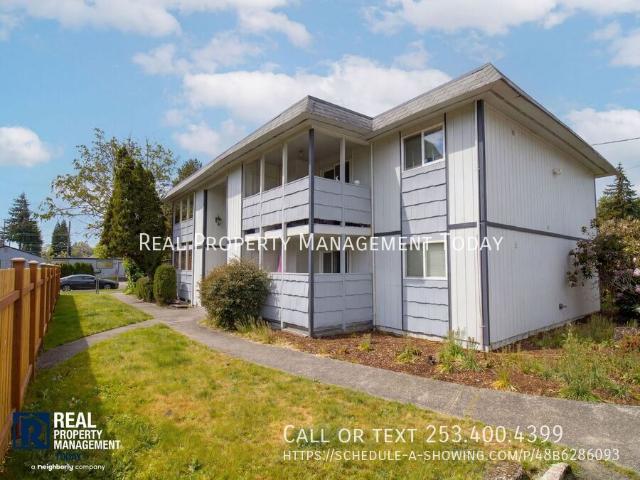2 BR, 1 BA Apartment 6451 S Stevens St, Tacoma, WA 98409