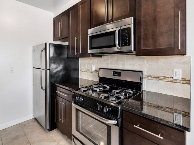2 BR, 1 BA Apartment 64 Park Ave Unit B01, Bloomfield, NJ 07003