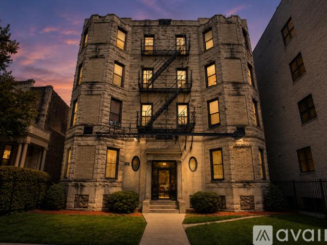 2 BR, 1 BA Apartment 6527 South Kimbark Avenue, Unit 4R, Chicago, IL 60637