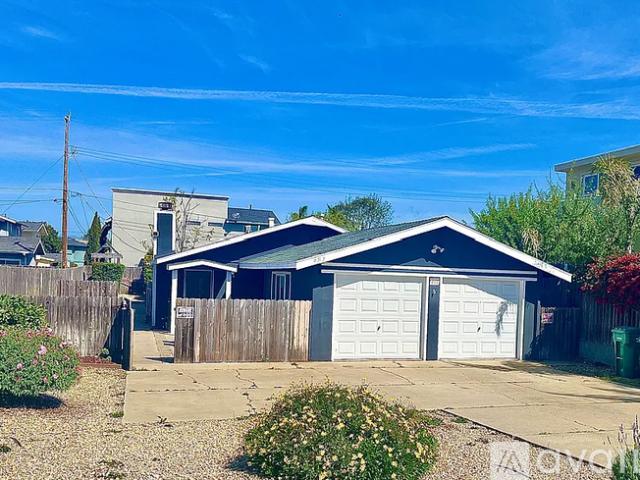 2 BR, 1 BA Apartment 657 Trouville Avenue, Unit #2, Grover Beach, CA 93433
