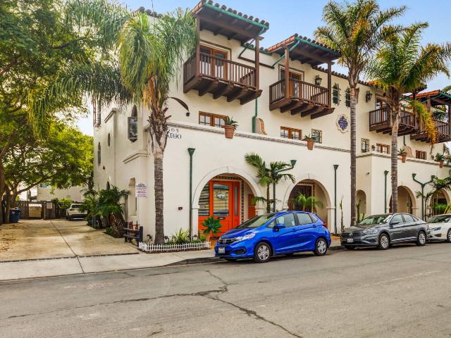 2 BR, 1 BA Apartment 6563 Trigo Road Unit Shared Priced By Bed, Goleta, CA 93117