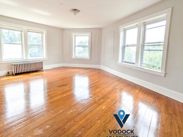 2 BR, 1 BA Apartment 65 Belmont Ave, Unit 4L, Springfield, MA 01108