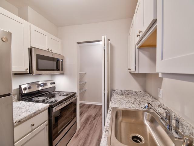 2 BR, 1 BA Apartment 6600 North Sidney Place Unit 744 108, Milwaukee, WI 53209