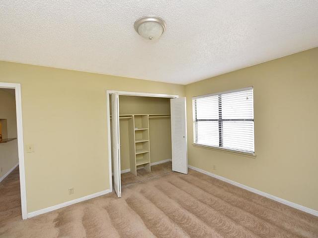 2 BR, 1 BA Apartment 6680 Charlotte Pike Unit G08, Nashville, TN 37209