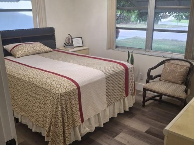 2 BR, 1 BA Apartment 6711 NW 61st St, Tamarac, FL 33321