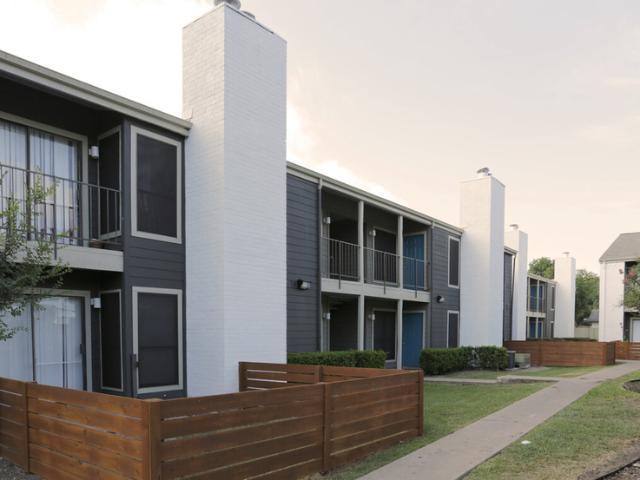 2 BR, 1 BA Apartment 6723 Cooper Ln, Austin, TX 78745