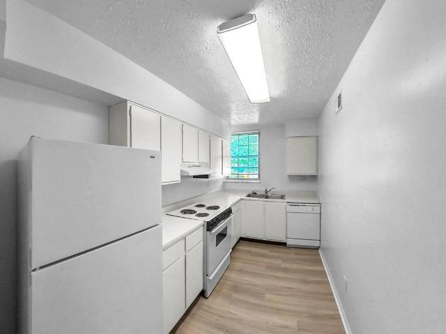 2 BR, 1 BA Apartment 6729 Ramblewood Dr Unit 6725F, Fort Wayne, IN 46835