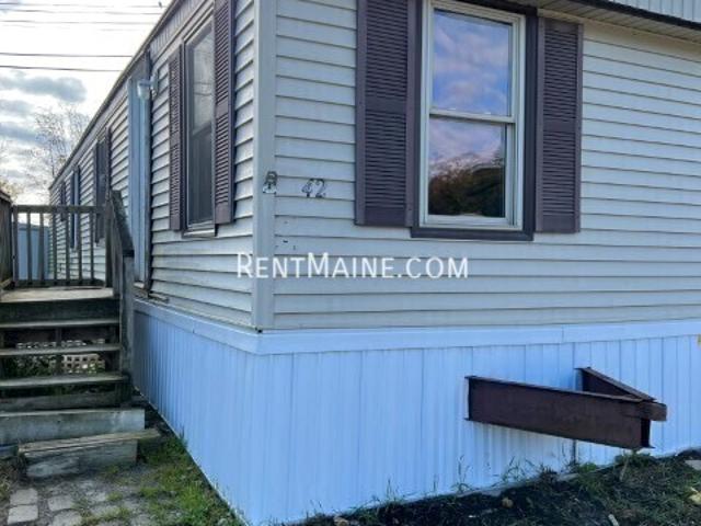 2 BR, 1 BA Apartment 681 Main Rd. N, Hampden, ME 04444