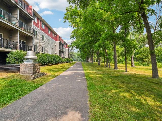 2 BR, 1 BA Apartment 685 4th St SW Unit 315, Forest Lake, MN 55025