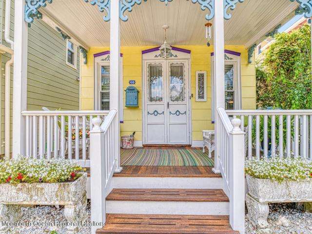 2 BR, 1 BA Apartment 68 Embury Ave, Ocean Grove, NJ 7756