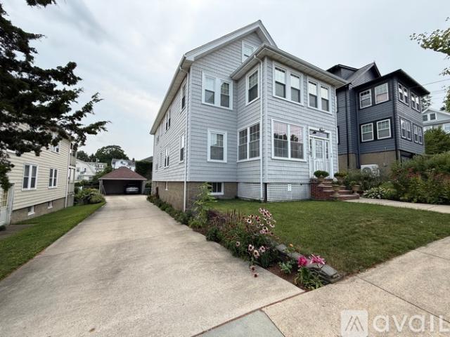 2 BR, 1 BA Apartment 68 Templeton Pkwy, Unit 68, Watertown, MA 02472