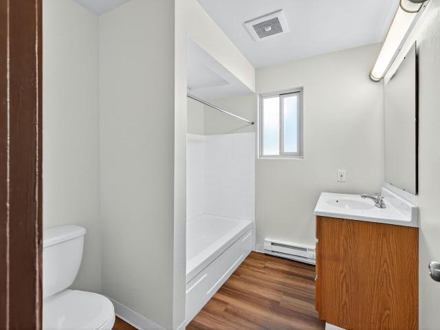 2 BR, 1 BA Apartment 6900 South 125th Street Unit H191, Seattle, WA 98178