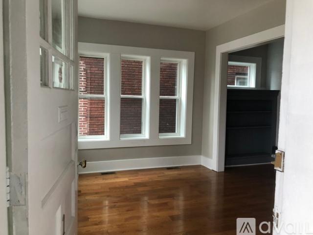 2 BR, 1 BA Apartment 6906 Thomas Blvd, Unit 1, Pittsburgh, PA 15208