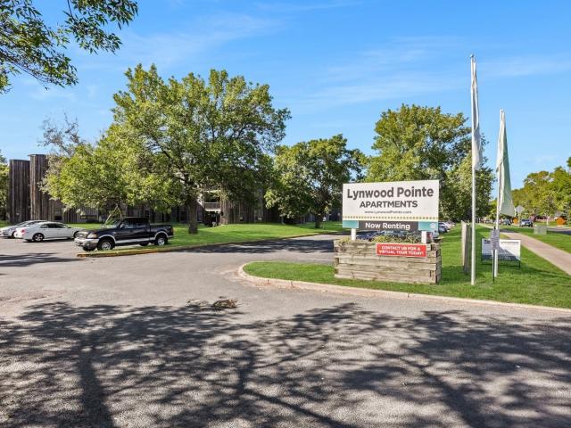 2 BR, 1 BA Apartment 6925 Humboldt Ave N Unit 6925 104, Minneapolis, MN 55430