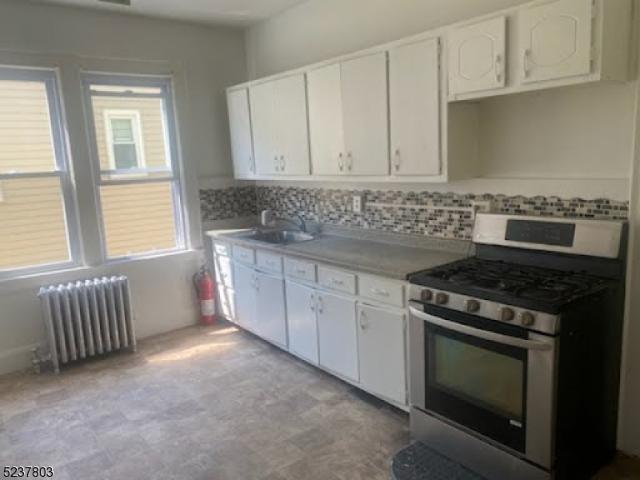 2 BR, 1 BA Apartment 69 STOCKMAN PL, IRVINGTON, NJ 07111