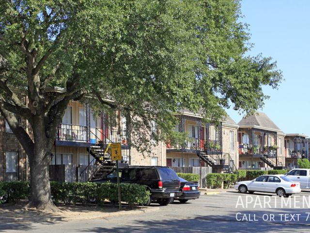2 BR, 1 BA Apartment 6007 Rampart StÂ, Houston, TX 77081
