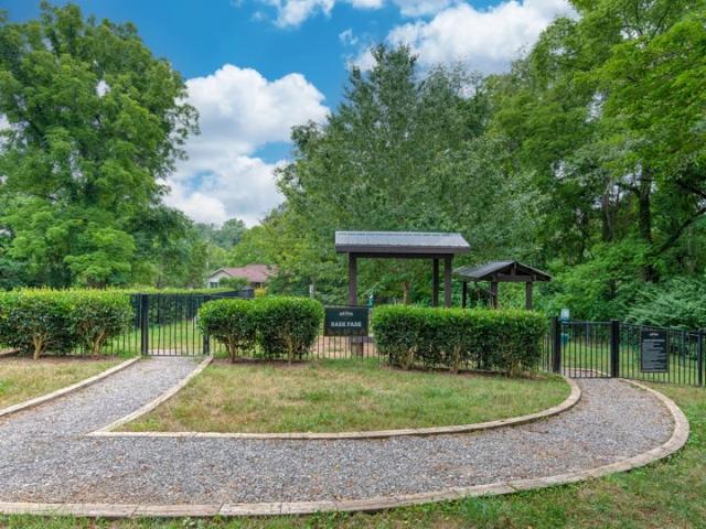 2 BR, 1 BA Apartment 600 Merrimon Avenue Unit 0013F, Asheville, NC 28804