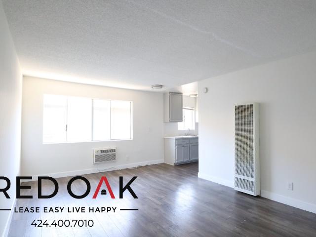 2 BR, 1 BA Apartment 6029 Carlton Way, Los Angeles, CA 90028