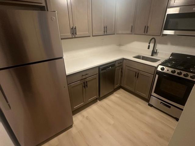 2 BR, 1 BA Apartment 6044 Hohman Ave, Unit 105, Hammond, IN 46320