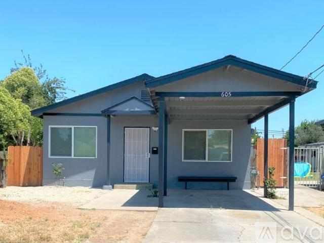 2 BR, 1 BA Apartment 605 Barney St, Merced, CA 95340