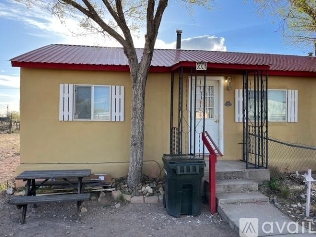 2 BR, 1 BA Apartment 606 D Avenue, Unit 606, Carrizozo, NM 88301