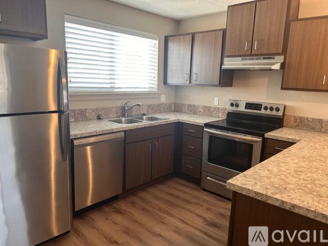 2 BR, 1 BA Apartment 608 E 2nd Ave, Unit 203, Post Falls, ID 83854