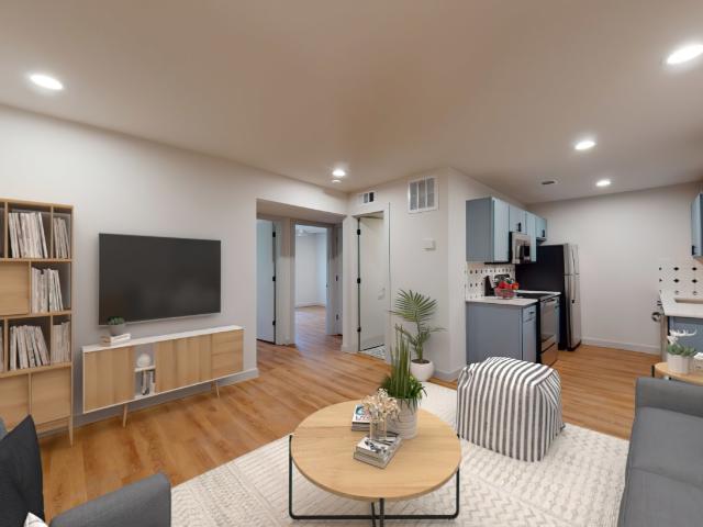 2 BR, 1 BA Apartment 609 North Lancaster Avenue Unit INEZ 208, Dallas, TX 75203