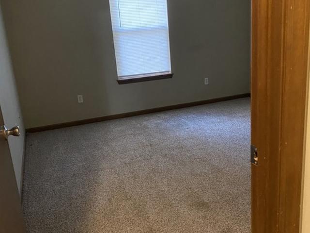 2 BR, 1 BA Apartment 609 S 2nd St, Unit A, Richmond, MO 64085