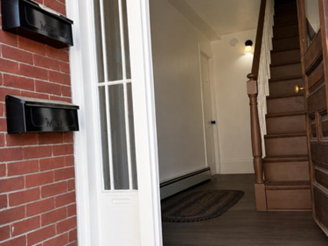 2 BR, 1 BA Apartment 60 Grove Street, Unit 1, Fitchburg, MA 01420