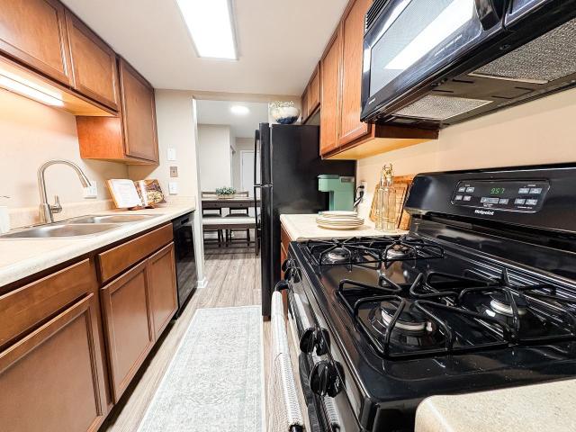 2 BR, 1 BA Apartment 60 Knoll Court Unit 44D, Carmel, IN 46032