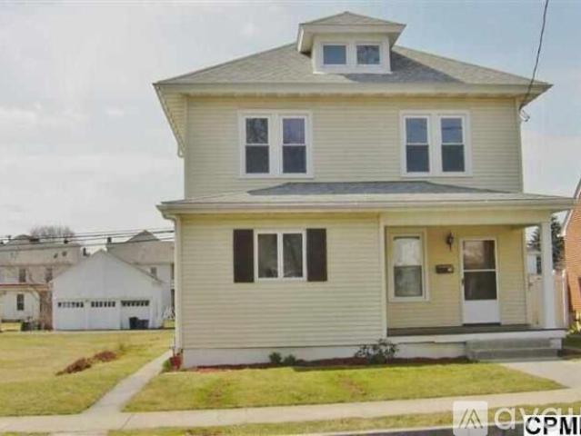 2 BR, 1 BA Apartment 613 North Chestnut Street, Palmyra, PA 17078