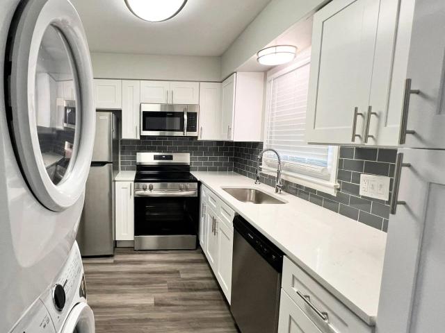 2 BR, 1 BA Apartment 6111 Allisonville Road Unit 11101, Indianapolis, IN 46220