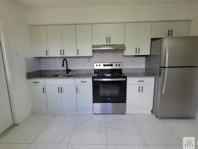 2 BR, 1 BA Apartment 6112 SW 37th St, Unit B, Miramar, FL 33023