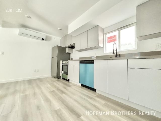 2 BR, 1 BA Apartment 6127 1/2 Monterey Rd, Los Angeles, CA 90042