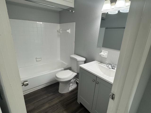 2 BR, 1 BA Apartment 612 88th Ave N, Saint Petersburg, FL 33702