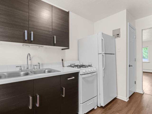 2 BR, 1 BA Apartment 6130 W 40th Ave, Wheat Ridge, CO 80033