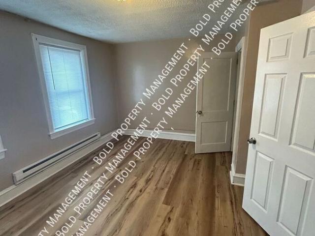 2 BR, 1 BA Apartment 614 616 Schuylkill Avenue, Reading, PA 19602