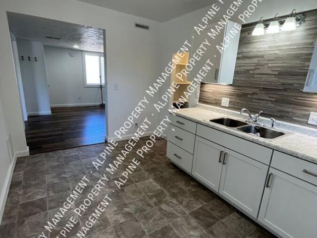 2 BR, 1 BA Apartment 616 S. Duluth Ave, Sioux Falls, SD 57104