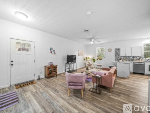 2 BR, 1 BA Apartment 6199 Washington Ave, Unit 6199, Ravenna, OH 44266