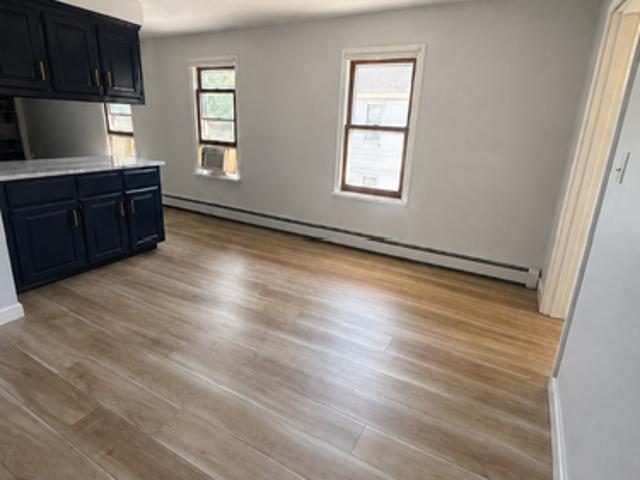 2 BR, 1 BA Apartment 61 Bates Ave, Unit 61, Coventry, RI 02816