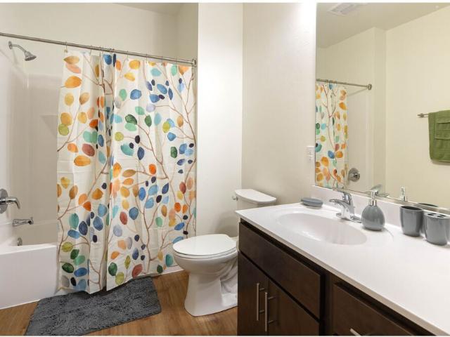 2 BR, 1 BA Apartment 6204 22nd Avenue Unit 309, Kenosha, WI 53143