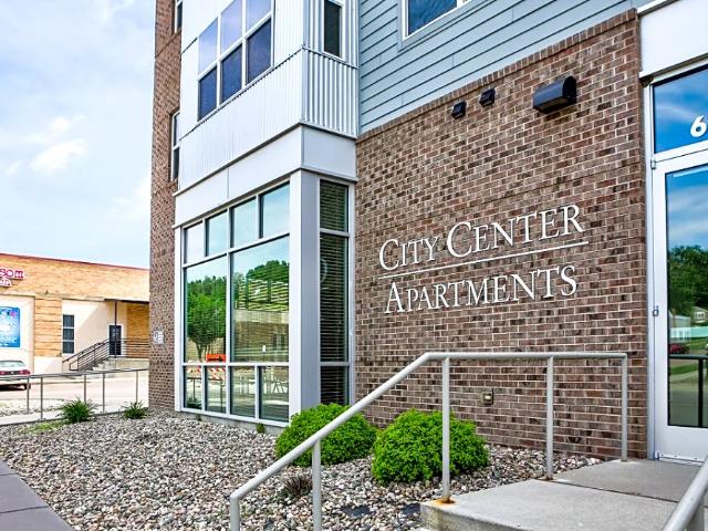 2 BR, 1 BA Apartment 620 N. Main St Sioux Falls, SD 57104